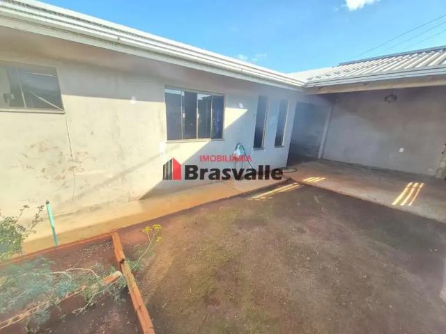 Casa / Sobrado para Venda em Cascavel/PR Interlagos 4 Quartos