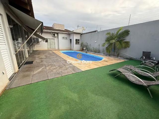 Casa / Sobrado para Venda em Cascavel/PR Jardim Clarito 3 Quartos