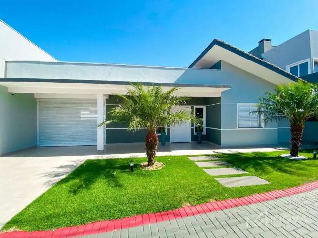 Casa / Sobrado para Venda em Cascavel/PR Pacaembu 3 Quartos