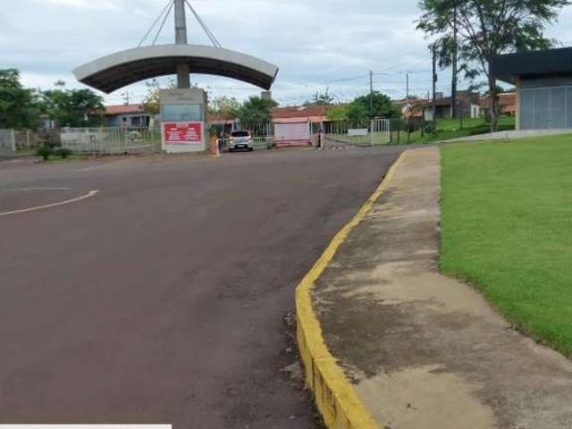 Casa / Sobrado para Venda em Cascavel/PR Parque Verde 2 Quartos