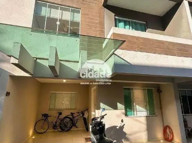 Casa / Sobrado para Venda em Cascavel/PR Parque Verde 3 Quartos
