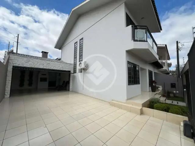 Casa / Sobrado para Venda em Cascavel/PR Parque São Paulo 3 Quartos