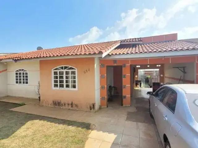 Casa / Sobrado para Venda em Cascavel/PR Periolo 3 Quartos