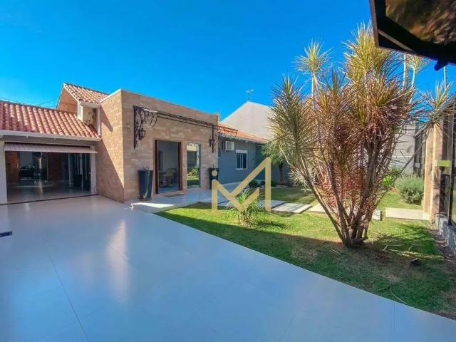 Casa / Sobrado para Venda em Cascavel/PR Recanto Tropical 3 Quartos