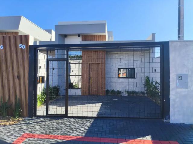 Casa / Sobrado para Venda em Cascavel/PR Recanto Tropical 3 Quartos