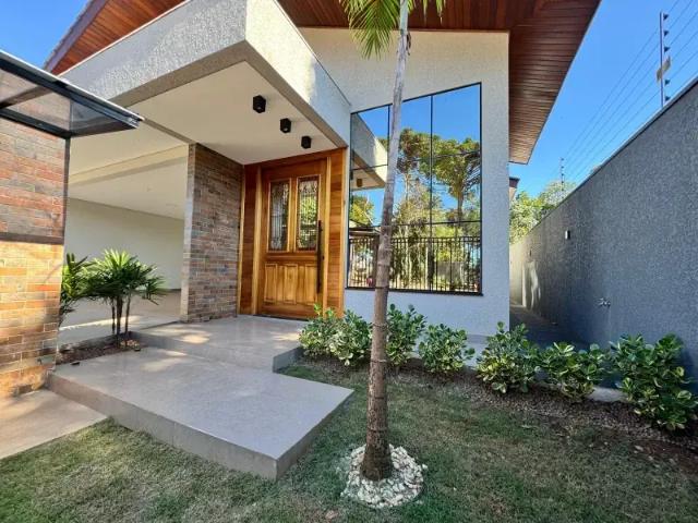 Casa / Sobrado para Venda em Cascavel/PR Recanto Tropical