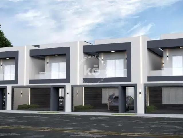 Casa / Sobrado para Venda em Cascavel/PR Recanto Tropical