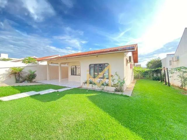 Casa / Sobrado para Venda em Cascavel/PR Recanto Tropical 4 Quartos