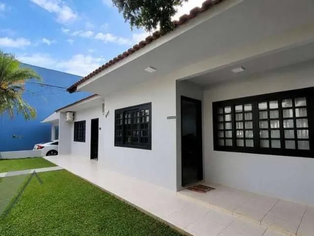 Casa / Sobrado para Venda em Cascavel/PR Recanto Tropical