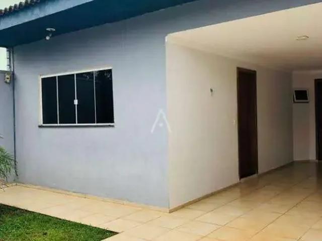 Casa / Sobrado para Venda em Cascavel/PR Região do Lago 4 Quartos
