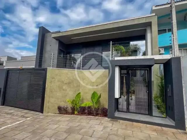 Casa / Sobrado para Venda em Cascavel/PR Região do Lago 4 Quartos