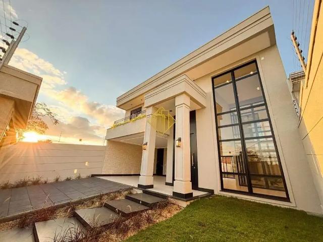 Casa / Sobrado para Venda em Cascavel/PR Região do Lago 4 Quartos