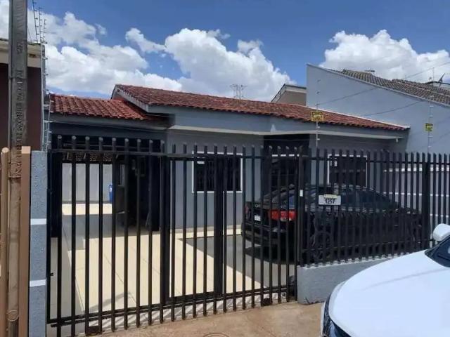 Casa / Sobrado para Venda em Cascavel/PR Santa Felicidade 3 Quartos