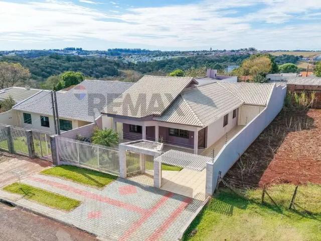 Casa / Sobrado para Venda em Cascavel/PR Universitário 4 Quartos