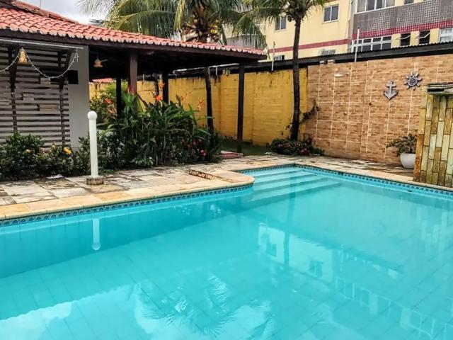 Casa / Sobrado para Venda em Caucaia/CE Icaraí 3 Quartos