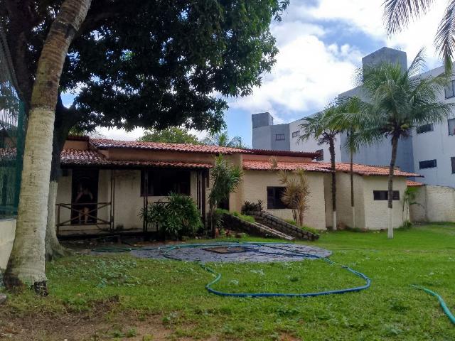 Casa / Sobrado para Venda em Caucaia/CE Icaraí 4 Quartos