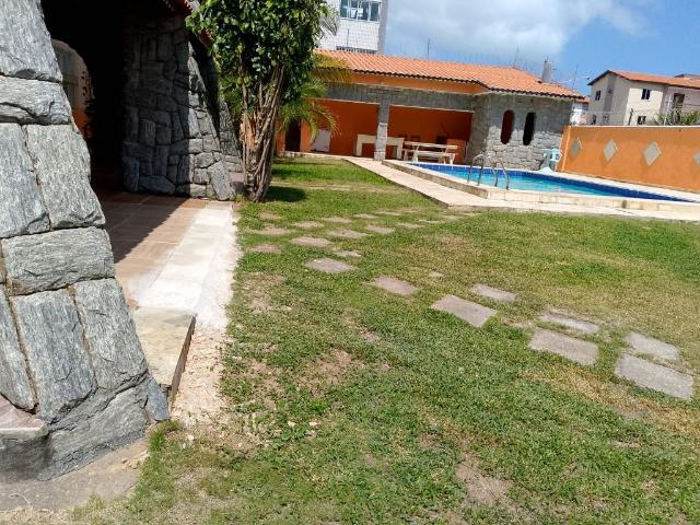 Casa / Sobrado para Venda em Caucaia/CE Icaraí 5 Quartos