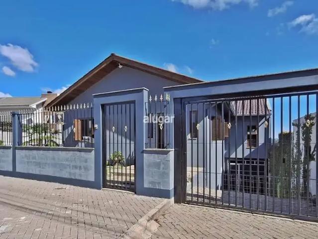 Casa / Sobrado para Venda em Caxias do Sul/RS Colina do Sol 4 Quartos