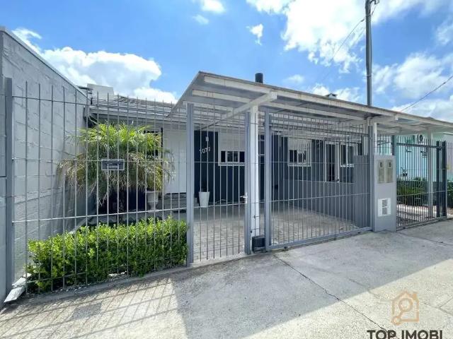 Casa / Sobrado para Venda em Caxias do Sul/RS Colina do Sol 2 Quartos