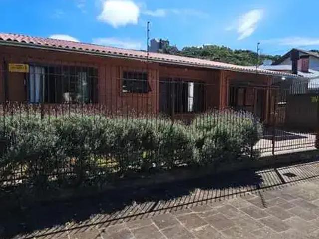 Casa / Sobrado para Venda em Caxias do Sul/RS Colina Sorriso 3 Quartos