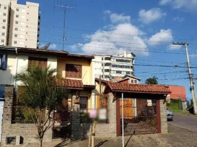 Casa / Sobrado para Venda em Caxias do Sul/RS Colina Sorriso 3 Quartos