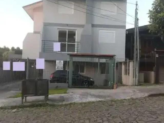 Casa / Sobrado para Venda em Caxias do Sul/RS Colina Sorriso 3 Quartos