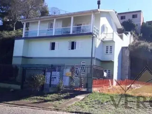 Casa / Sobrado para Venda em Caxias do Sul/RS Colina Sorriso 3 Quartos