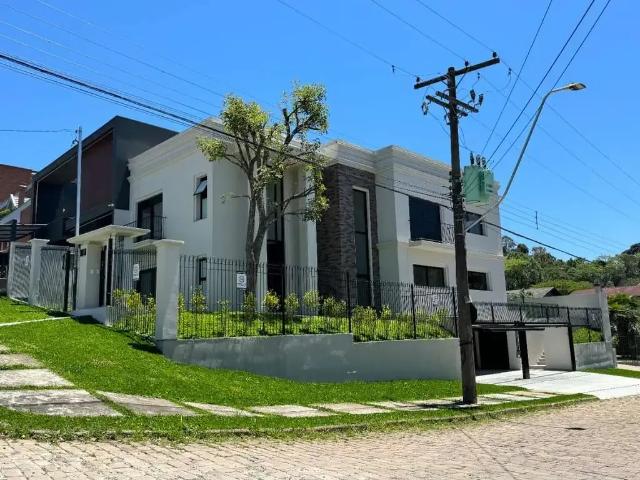 Casa / Sobrado para Venda em Caxias do Sul/RS Colina Sorriso 3 Quartos
