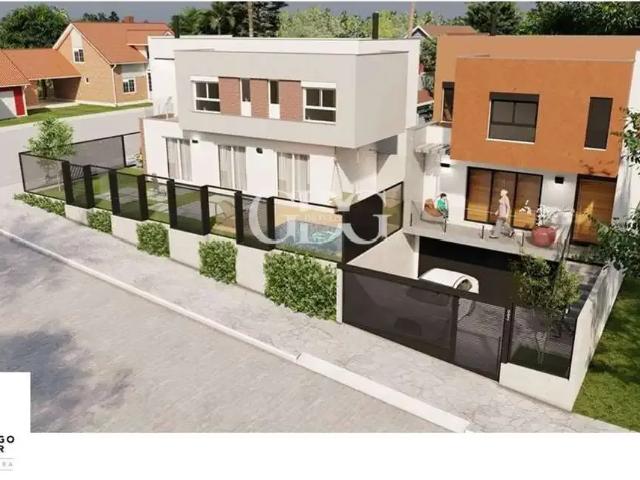 Casa / Sobrado para Venda em Caxias do Sul/RS Colina Sorriso 2 Quartos