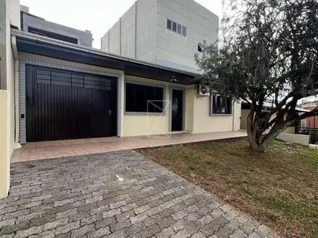Casa / Sobrado para Venda em Caxias do Sul/RS Centenário 2 Quartos