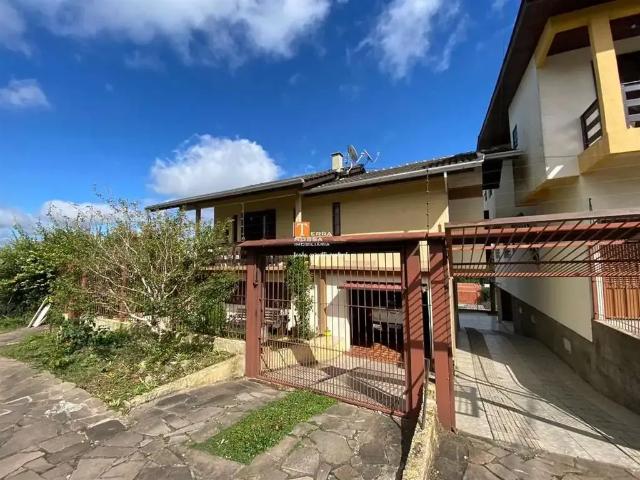 Casa / Sobrado para Venda em Caxias do Sul/RS Charqueadas 3 Quartos
