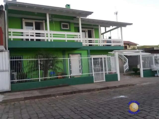 Casa / Sobrado para Venda em Caxias do Sul/RS Charqueadas 5 Quartos