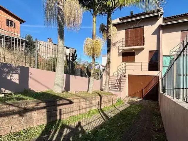 Casa / Sobrado para Venda em Caxias do Sul/RS Cidade Nova 3 Quartos