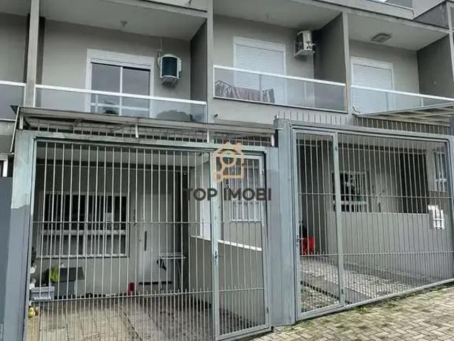 Casa / Sobrado para Venda em Caxias do Sul/RS Cidade Nova 2 Quartos
