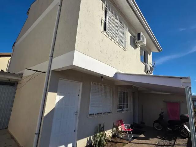 Casa / Sobrado para Venda em Caxias do Sul/RS Cidade Nova 2 Quartos