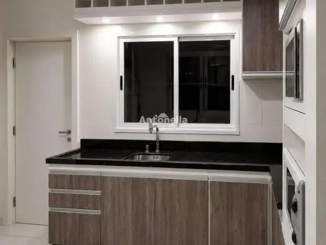 Casa / Sobrado para Venda em Caxias do Sul/RS Cidade Nova 2 Quartos