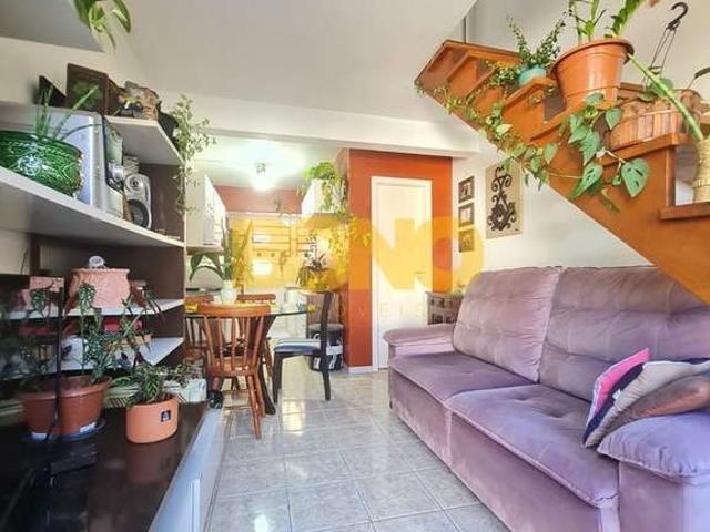 Casa / Sobrado para Venda em Caxias do Sul/RS Cidade Industrial 2 Quartos