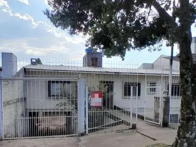 Casa / Sobrado para Venda em Caxias do Sul/RS Cinqüentenário 4 Quartos