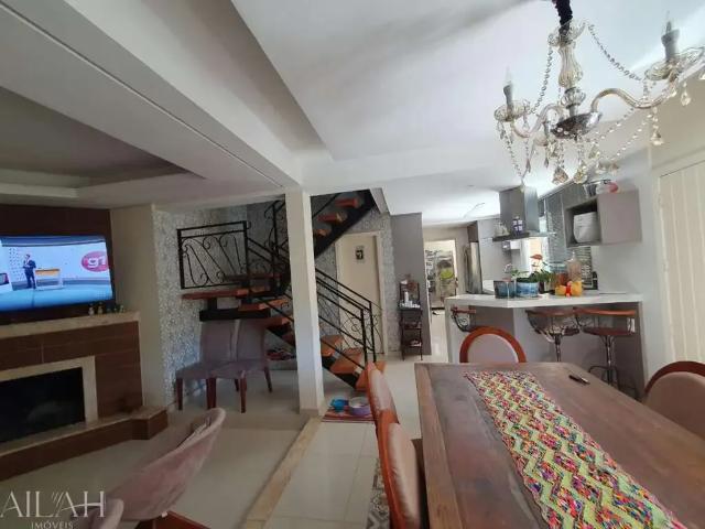 Casa / Sobrado para Venda em Caxias do Sul/RS Cruzeiro 3 Quartos