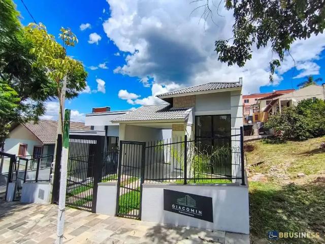 Casa / Sobrado para Venda em Caxias do Sul/RS Cruzeiro 3 Quartos