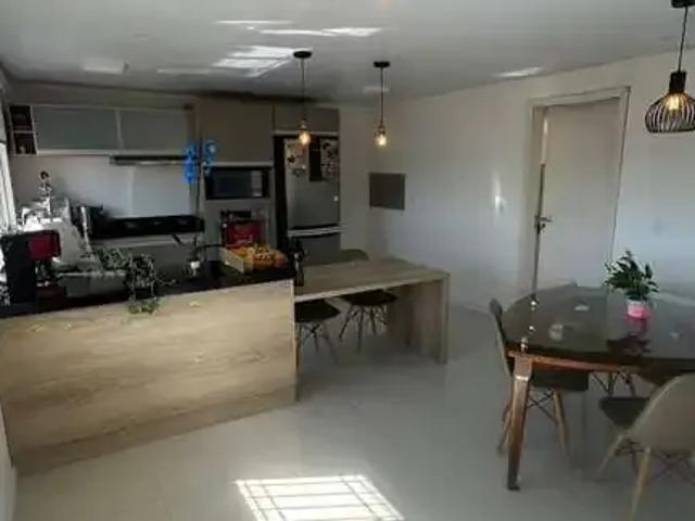 Casa / Sobrado para Venda em Caxias do Sul/RS Cruzeiro 4 Quartos