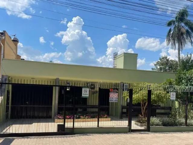 Casa / Sobrado para Venda em Caxias do Sul/RS Cruzeiro 5 Quartos