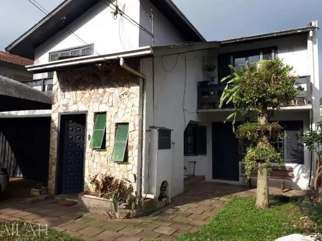Casa / Sobrado para Venda em Caxias do Sul/RS Cruzeiro 5 Quartos