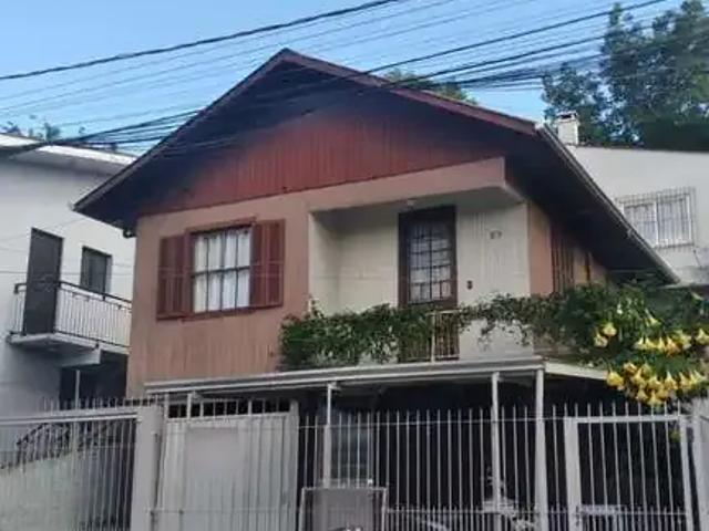 Casa / Sobrado para Venda em Caxias do Sul/RS Cruzeiro 5 Quartos