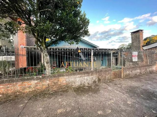 Casa / Sobrado para Venda em Caxias do Sul/RS Ana Rech 2 Quartos