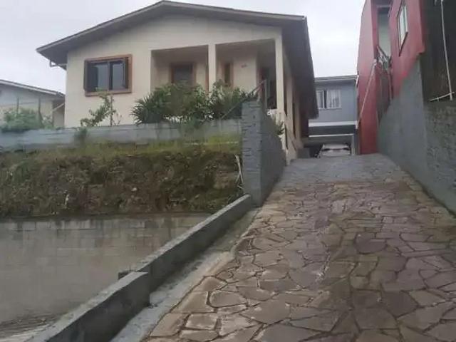 Casa / Sobrado para Venda em Caxias do Sul/RS Bela Vista 5 Quartos