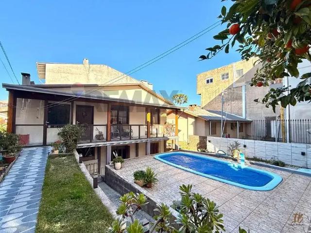 Casa / Sobrado para Venda em Caxias do Sul/RS Bela Vista 5 Quartos