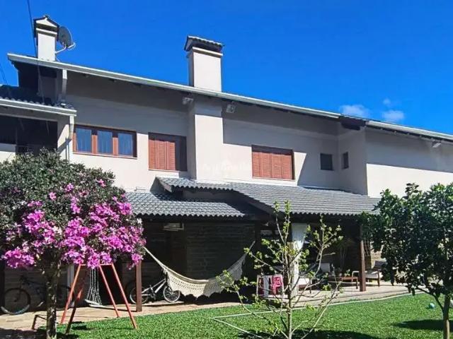 Casa / Sobrado para Venda em Caxias do Sul/RS Bela Vista 3 Quartos