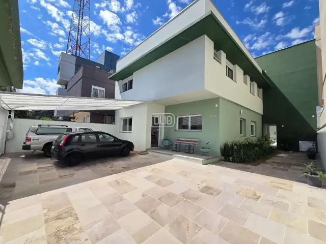Casa / Sobrado para Venda em Caxias do Sul/RS Bela Vista 3 Quartos