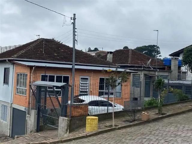 Casa / Sobrado para Venda em Caxias do Sul/RS Bela Vista 3 Quartos